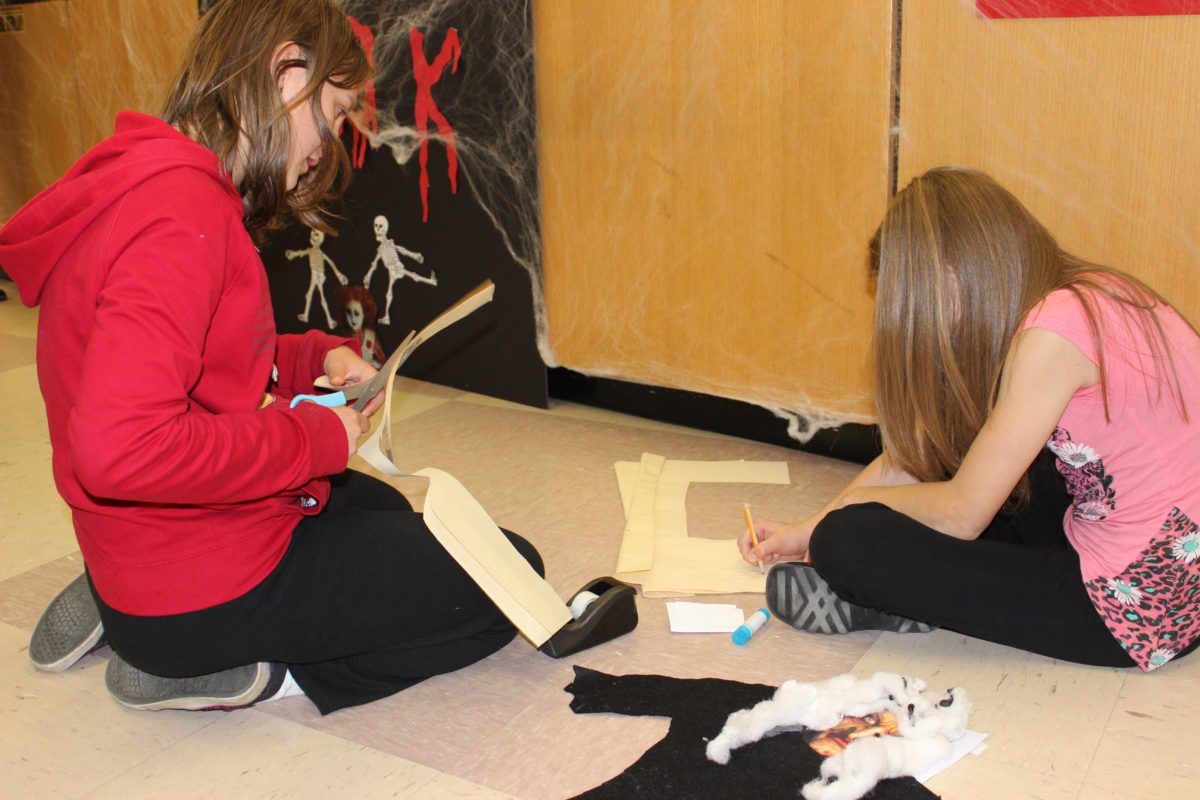 Student book club decorates library | Berlin Central School District